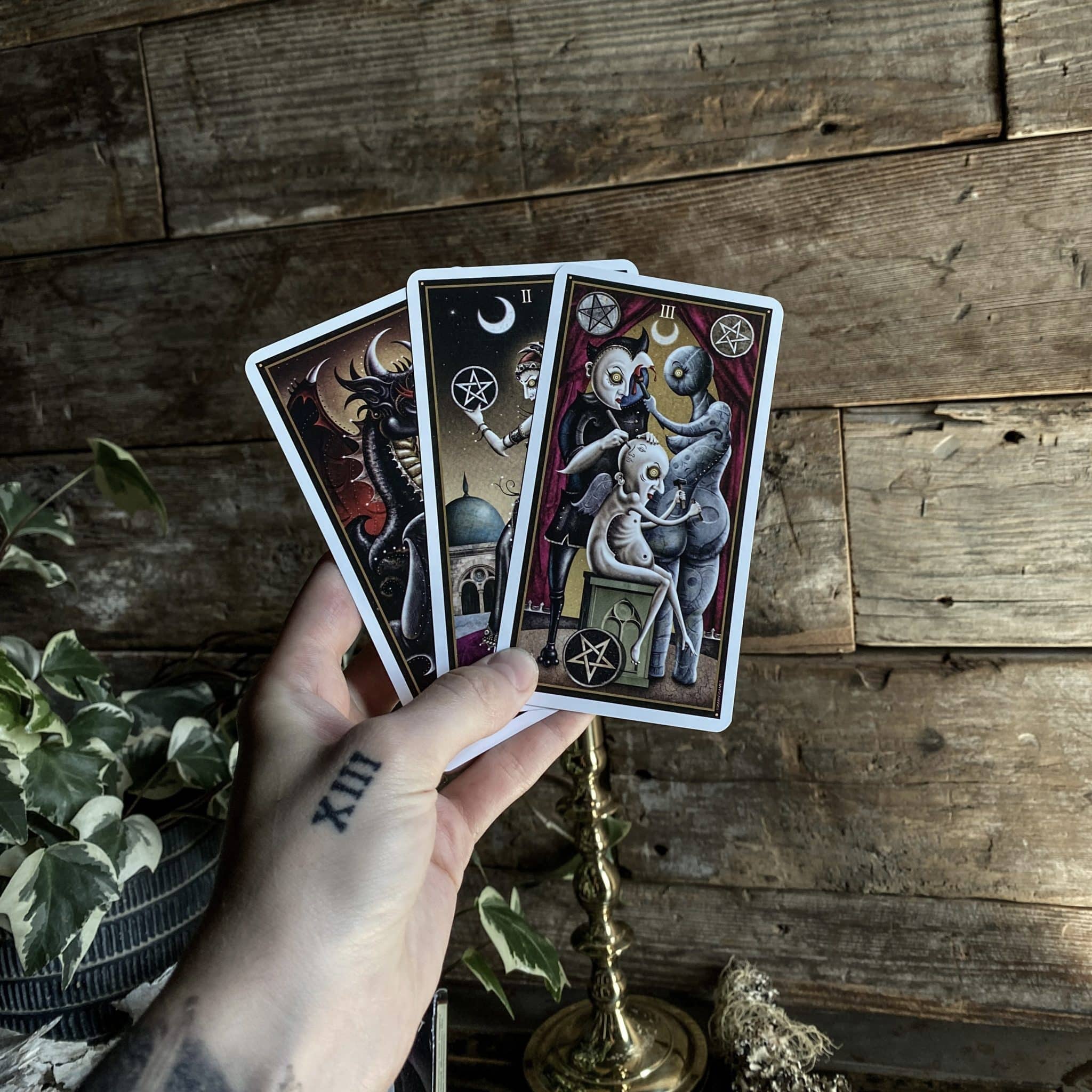 Deviant Moon Tarot. - RitualCravt | Metaphysical & Witchy Wares