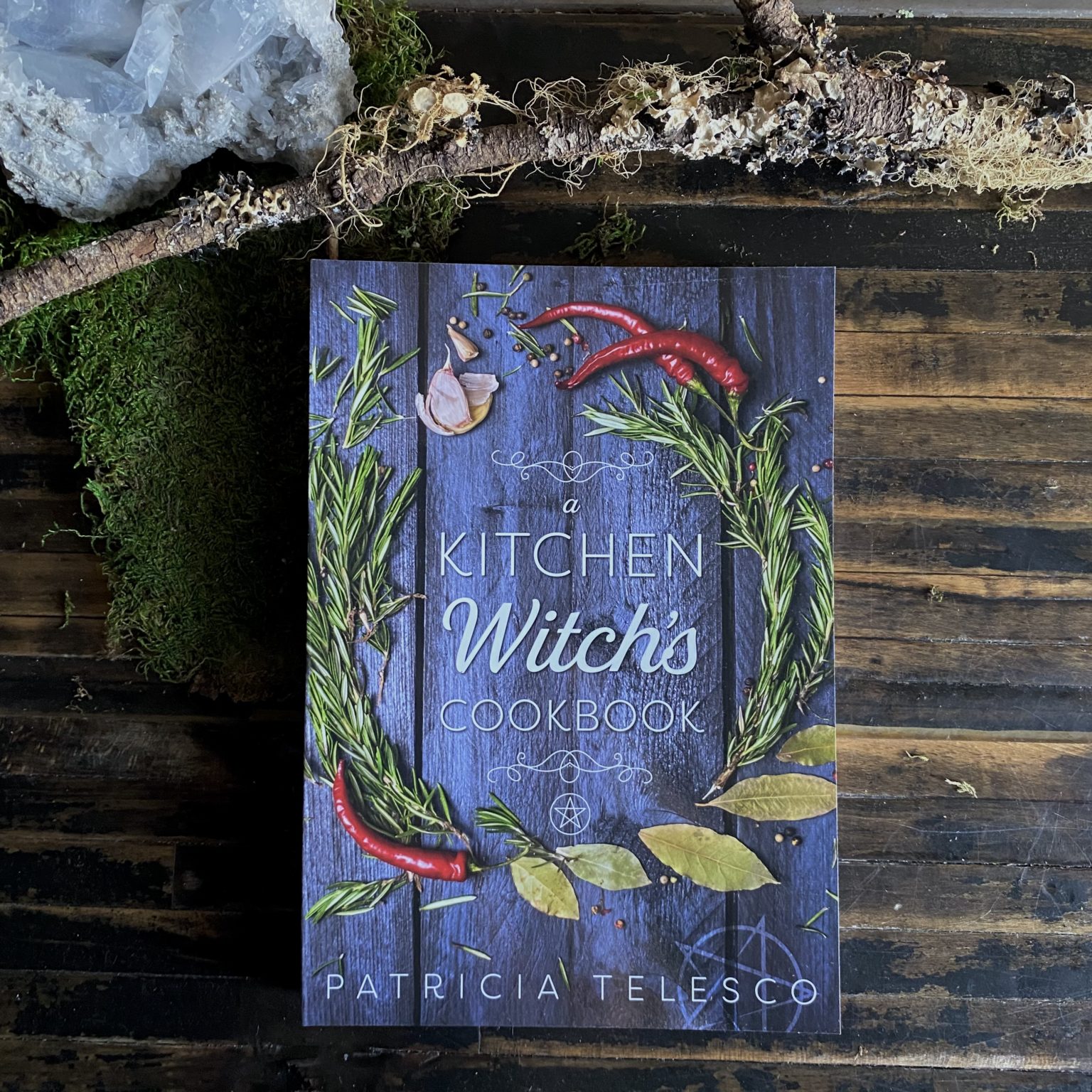 A Kitchen Witch's Cookbook. By Patricia Telesco. - RitualCravt